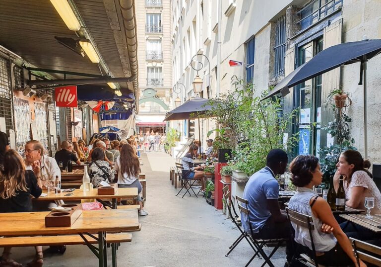 Secret Paris Food Tour in Le Marais