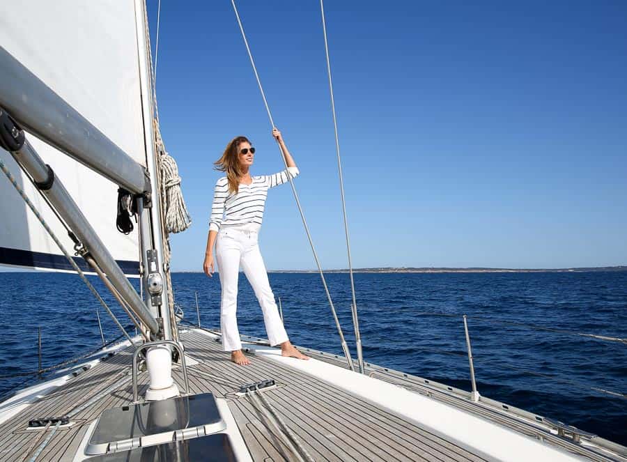 What to wear sailing - guide and packing list