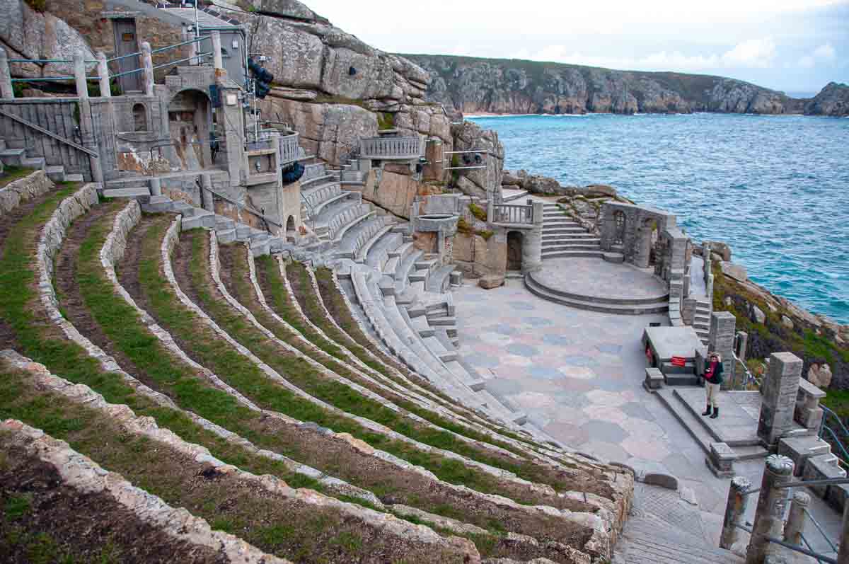 The-Minack-Theatre-Cornwall | The Travelbunny