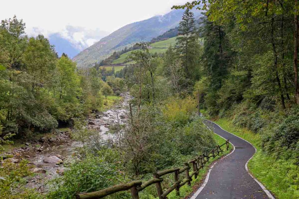 10 Beautiful Places to visit in Lombardy Italy