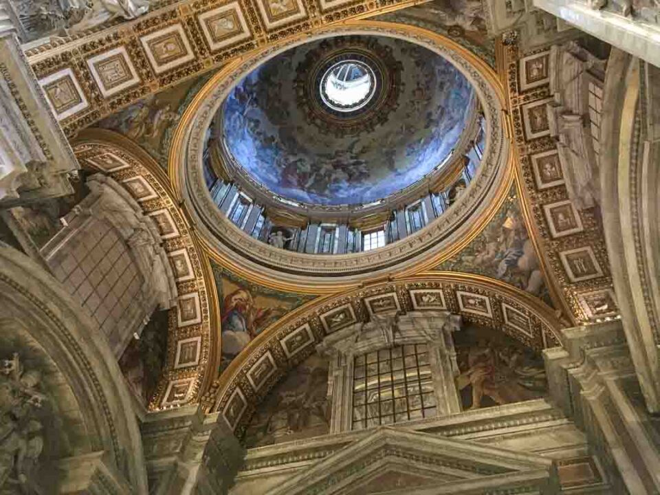 Ceiling-in-St-Peters-Basilica-Rome-Italy | The Travelbunny